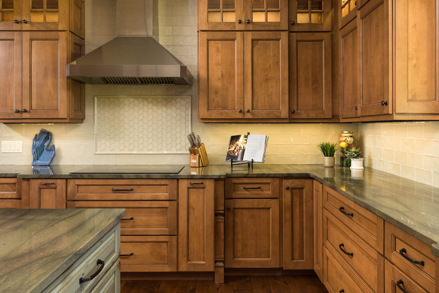 SHILOH CABINETRY - Global Sales